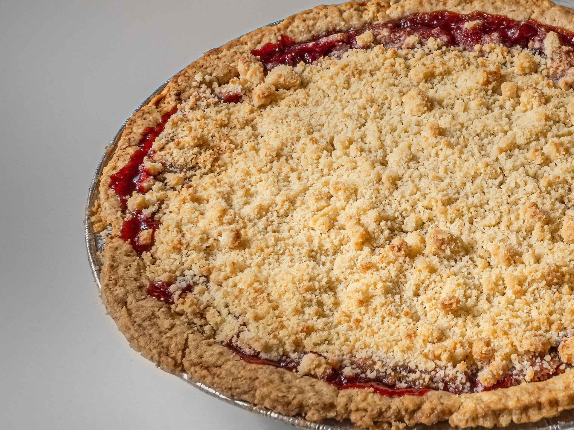 Bumbleberry Crumb Pie – Be Happy Pie Company