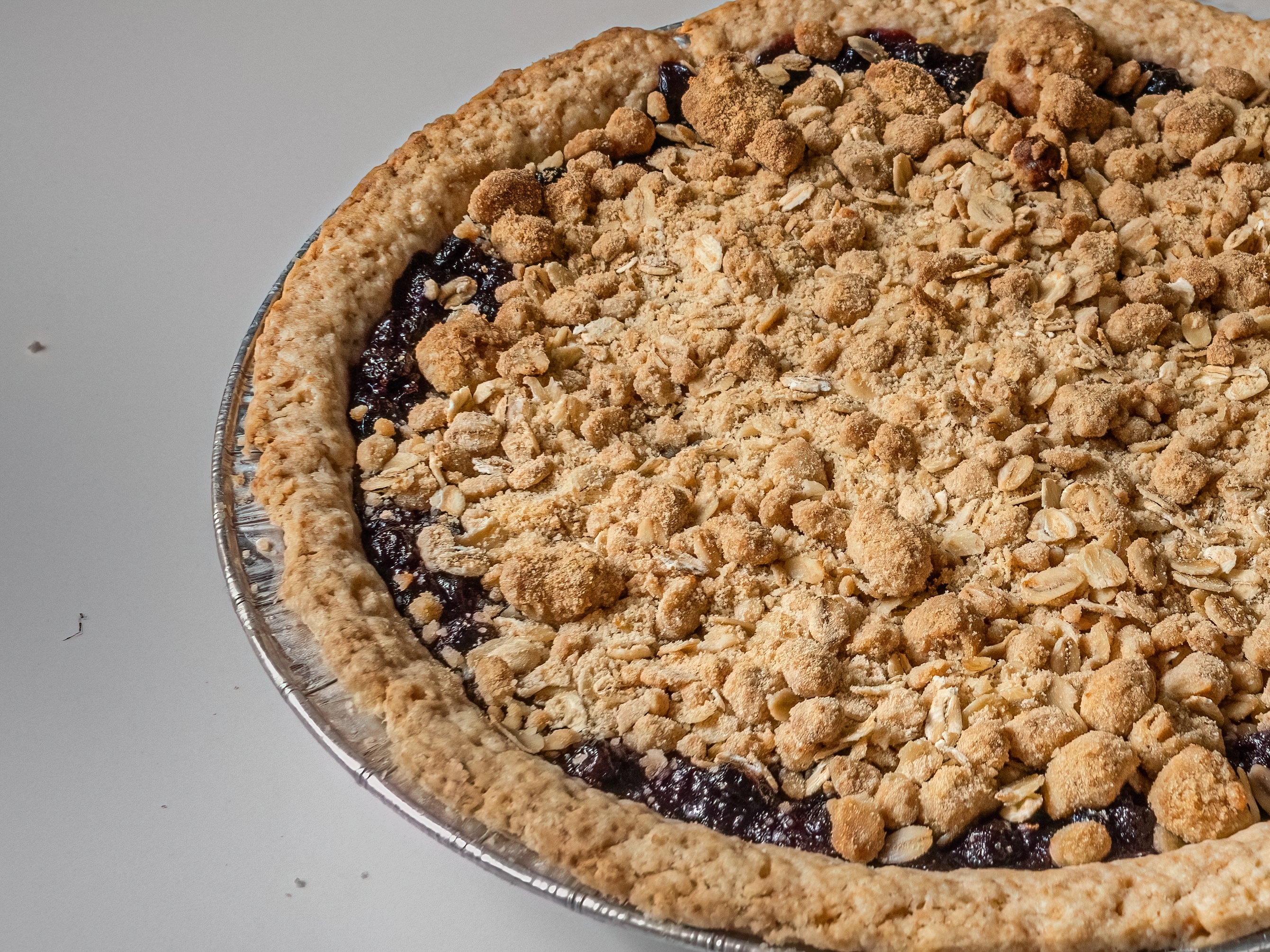 Blueberry Streusel Pie – Be Happy Pie Company